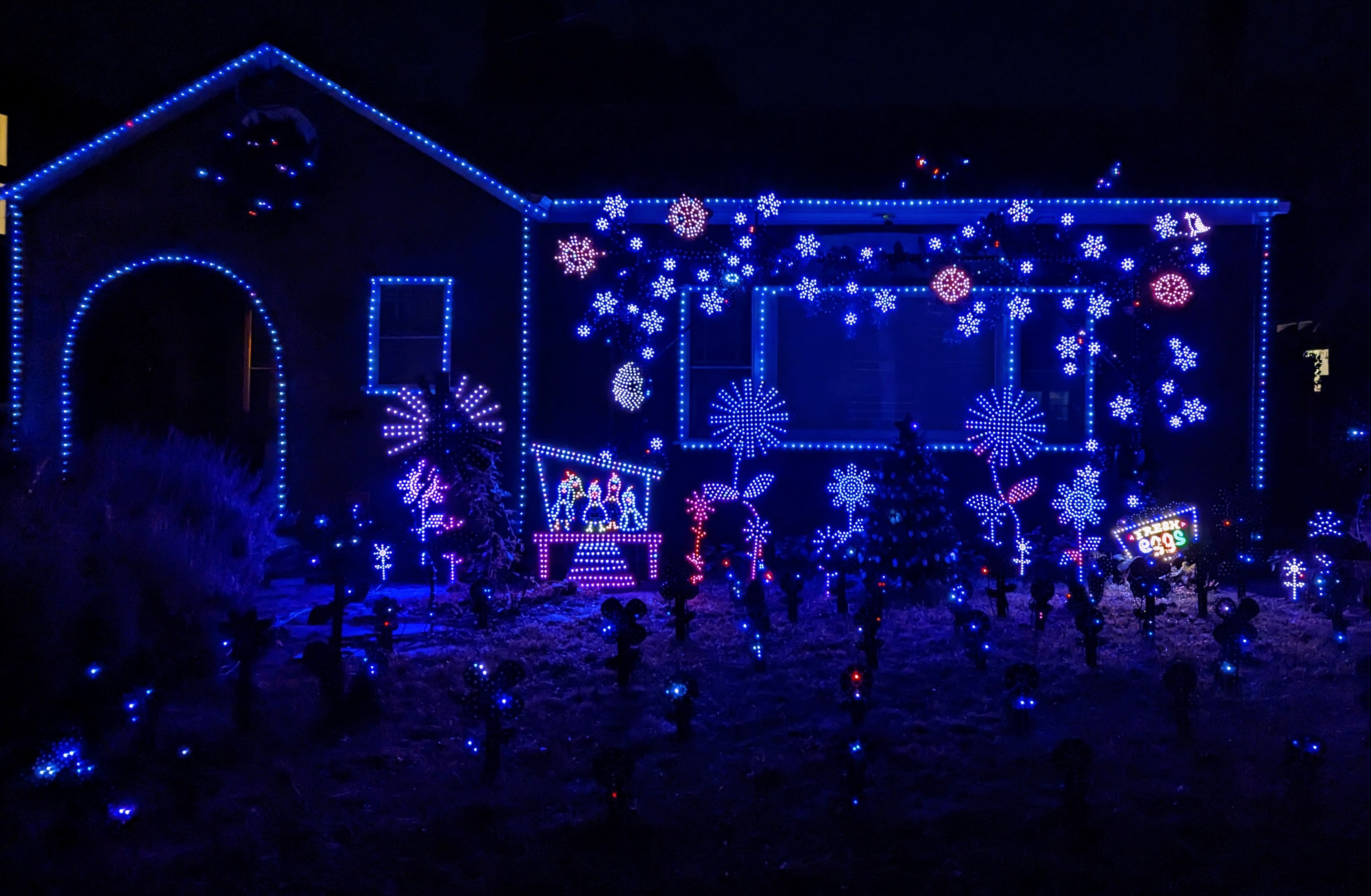 Sidewalk Spectaculars – Custom designs for emotionally powerful light shows