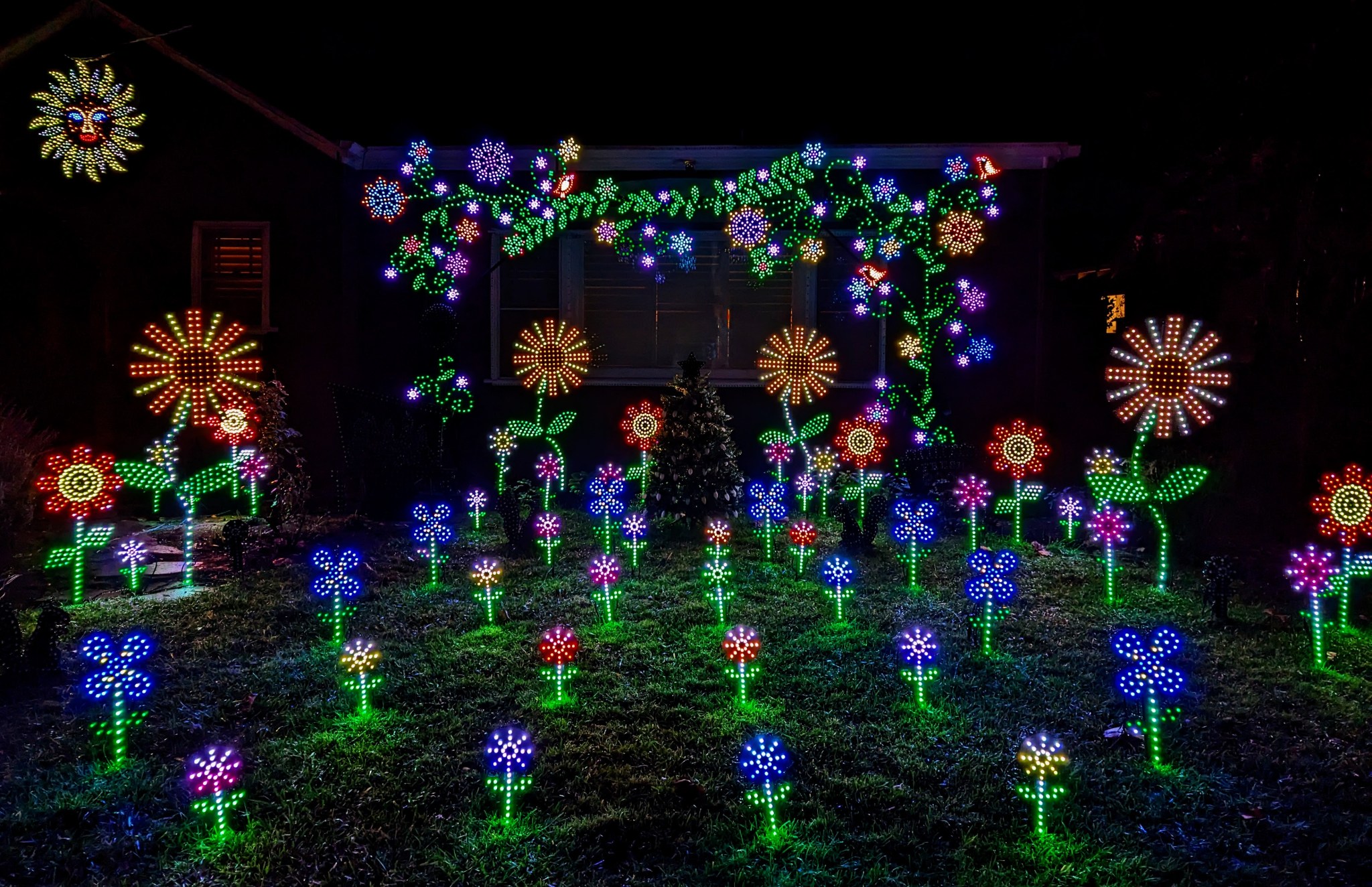 Sidewalk Spectaculars – Custom designs for emotionally powerful light shows